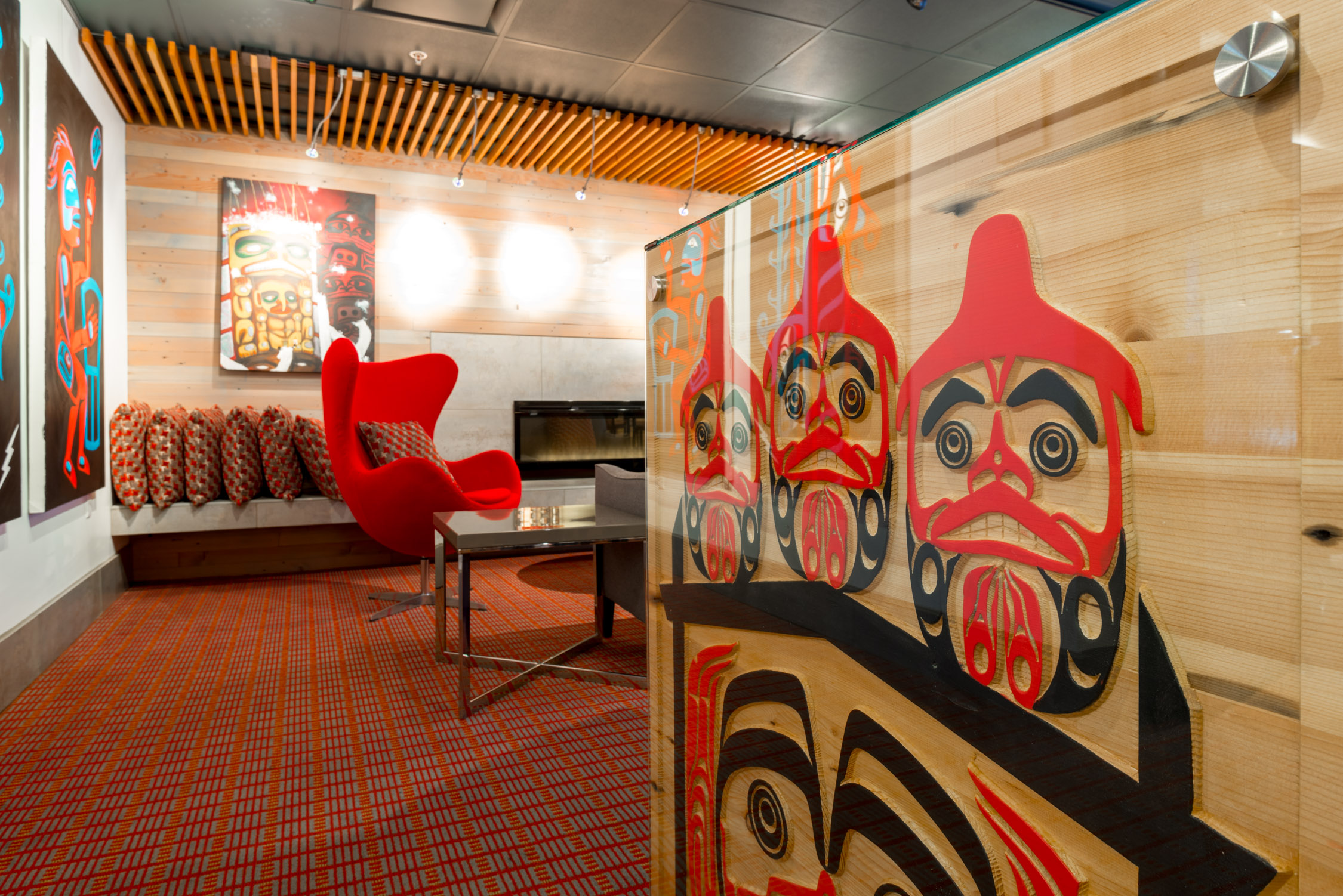 Skwachàys Lodge: Vancouver’s Indigenous Art Hotel, Where Culture Meets ...